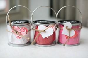 Valentine's Day Idea: Love Buckets {Love & Twenty Toes} - The Inspired Room
