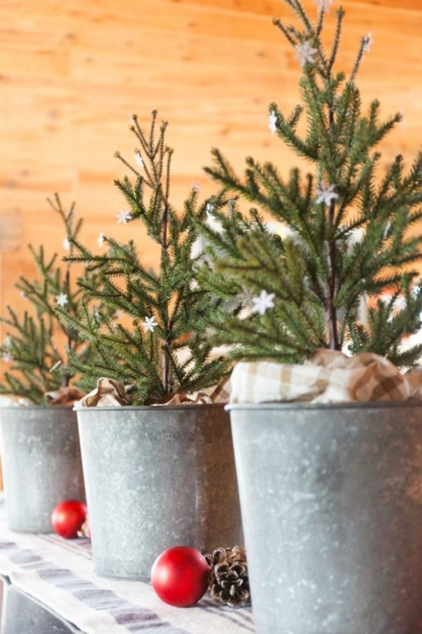 A Bit of Farmhouse: Galvanized & Zinc Christmas Decor - The Inspired Room