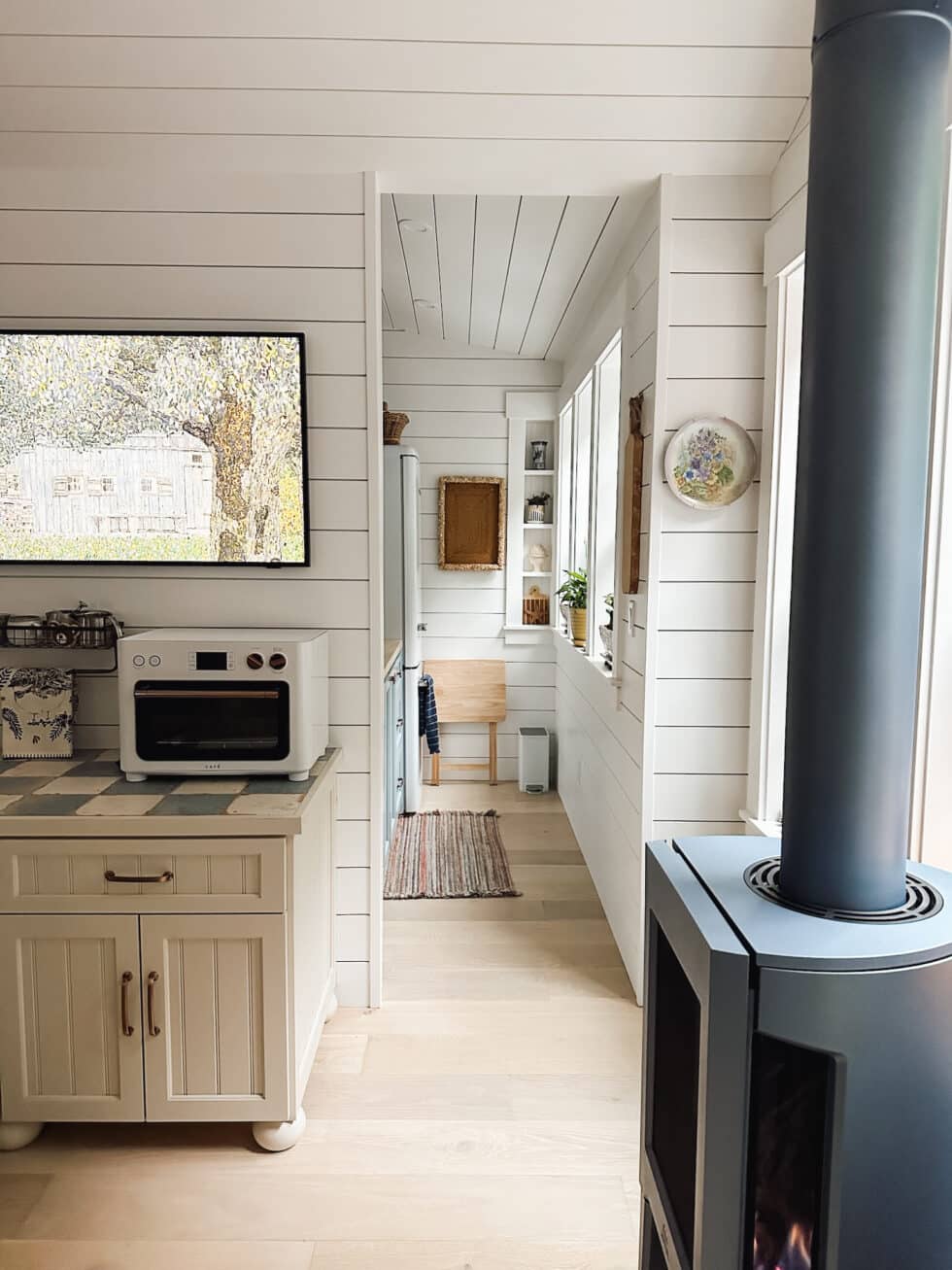 The 400 Square Foot Tiny Cottage Tour at Christmas! - The Inspired Room