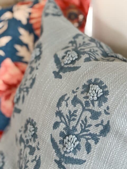 Cottage Style Pillow Pairings for Spring & Summer in my Living Room ...